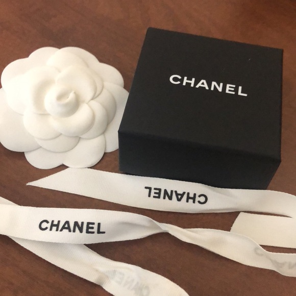 Accessories | Chanel Earring Box | Poshmark